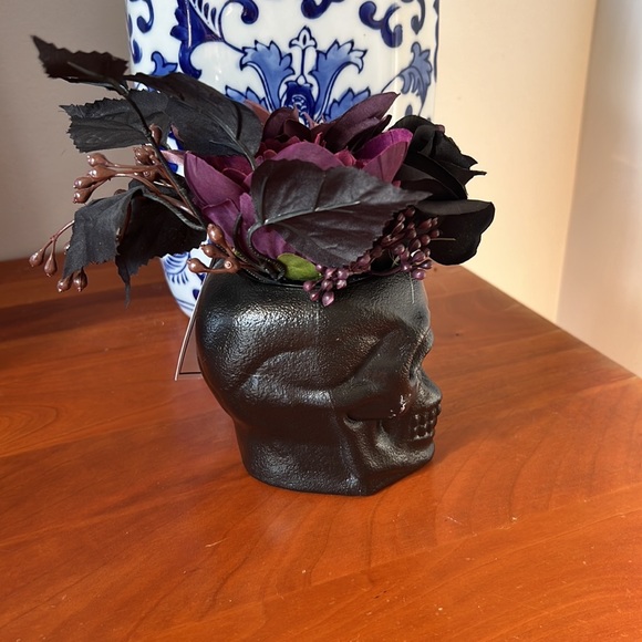 Target | Holiday | Skull Floral Planter Target Bp New Halloween 222 ...
